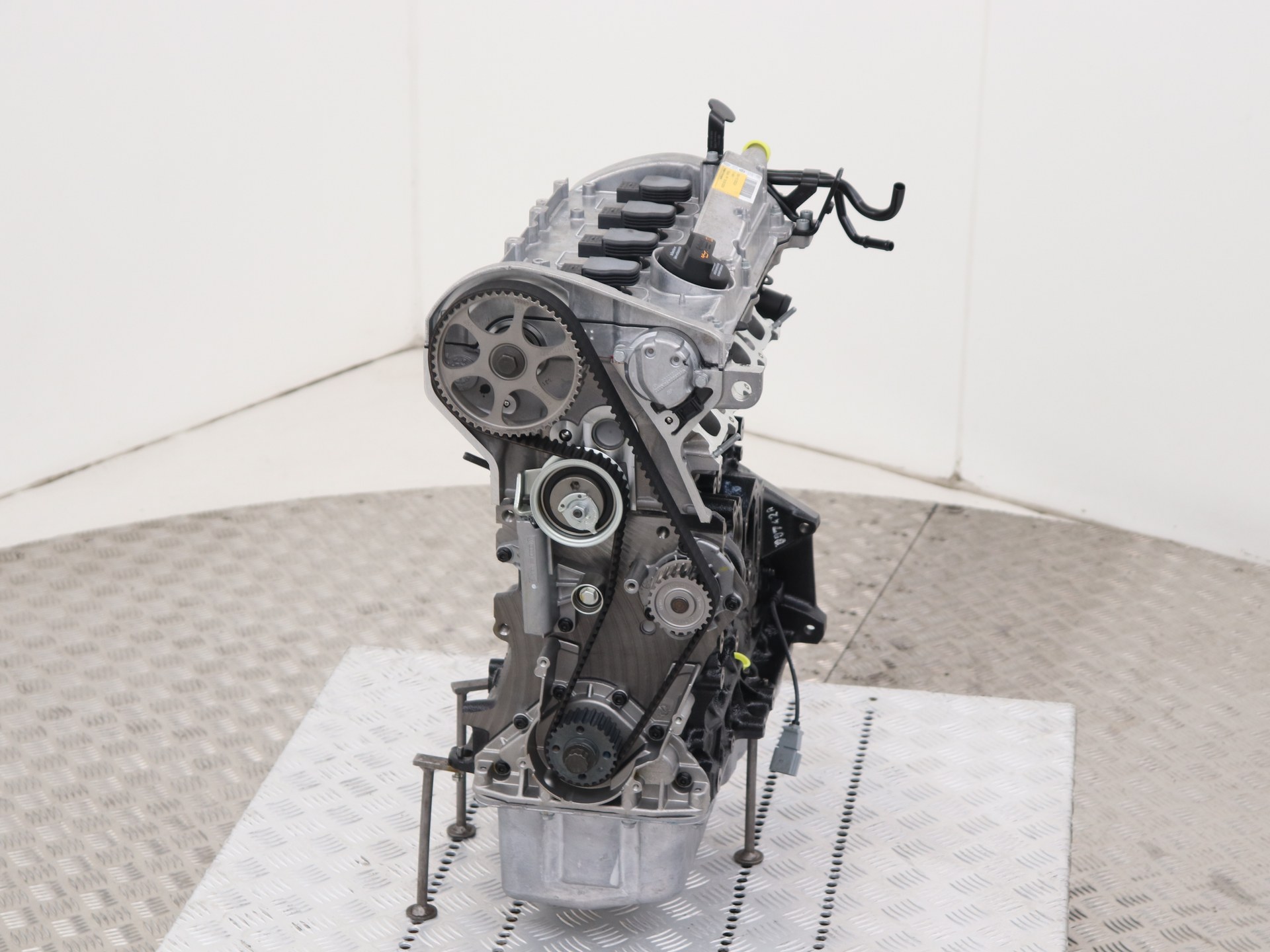 Engine Audi TT 1.8 20V Turbo - 06A100039S AUQ